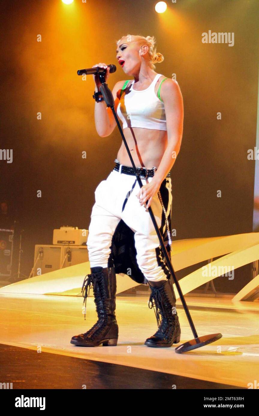 Gwen Stefani and No Doubt perform live at the Gibson Amphitheatre at ...