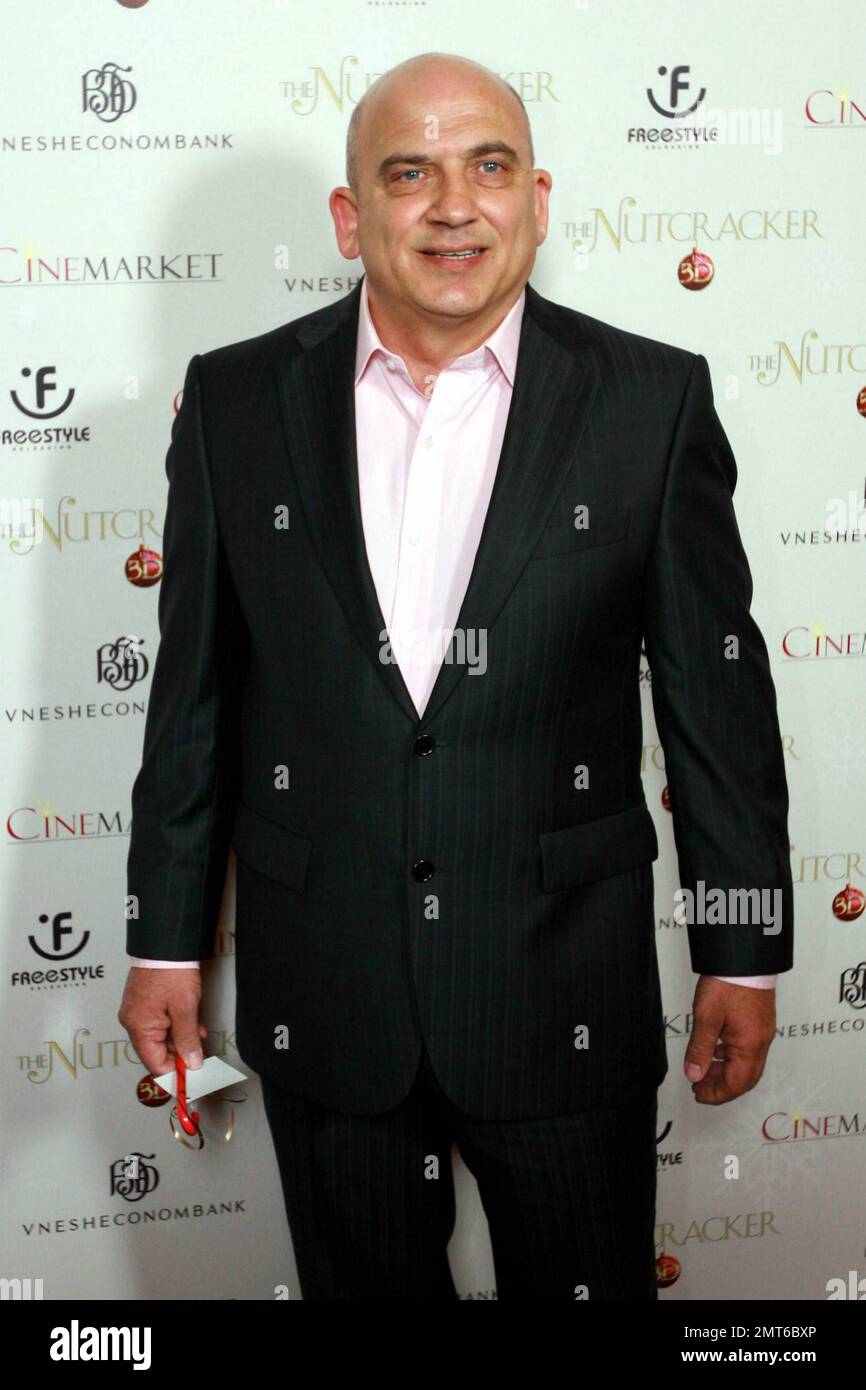 Jonathan Coyne poses for photographers at the premiere of "The ...