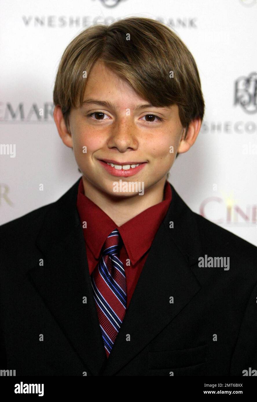 Aaron Michael Drozin poses for photographers at the premiere of "The Nutcracker in 3D" held at ...