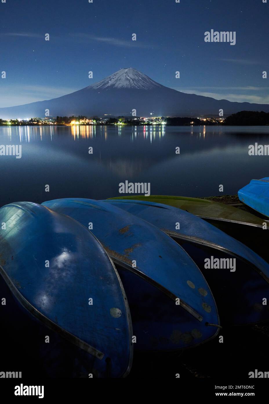 a night view of mount fuji Stock Photo - Alamy