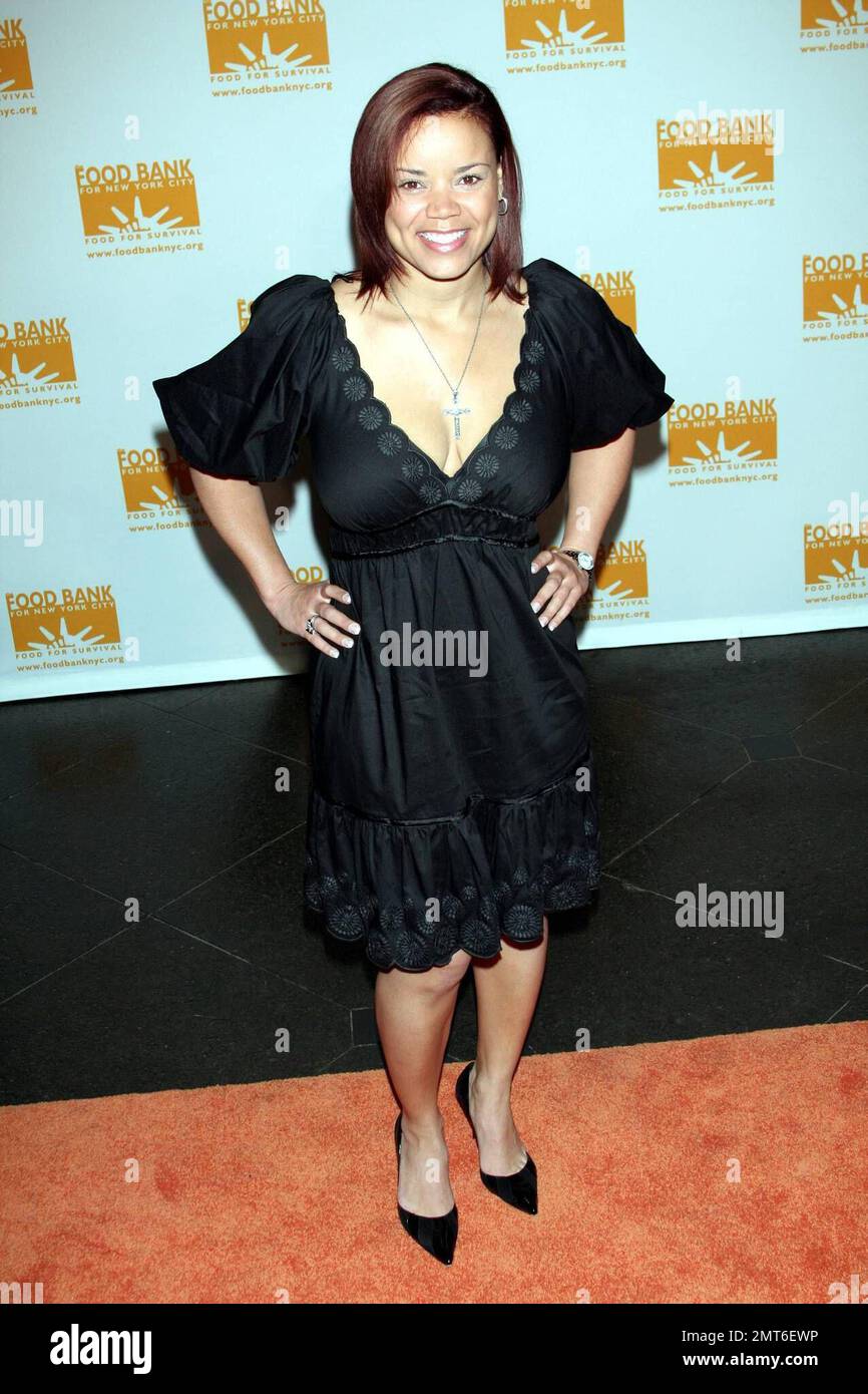 Singer Kimberley Locke at The Food Bank For New York City's 5th Annual ...
