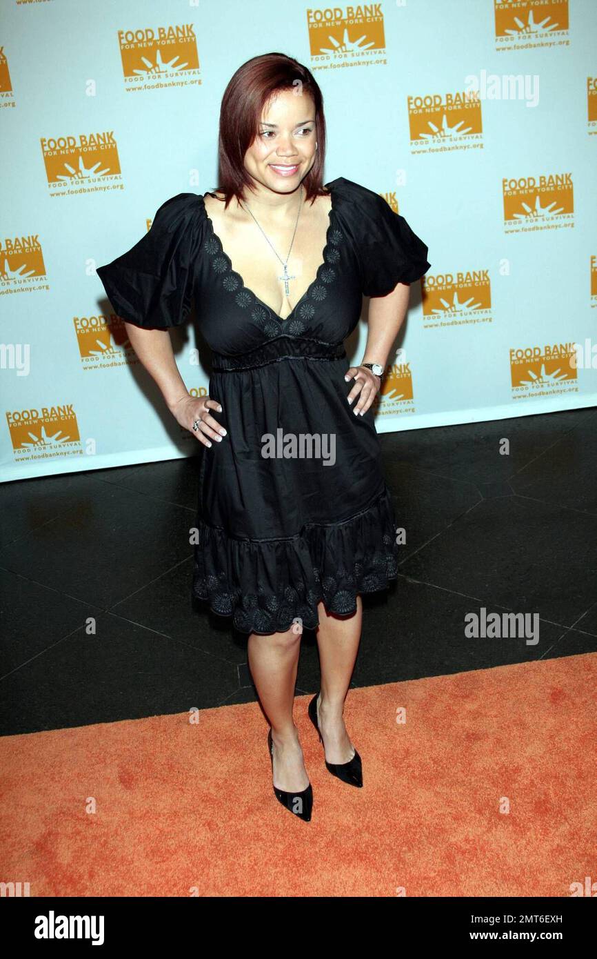 Singer Kimberley Locke at The Food Bank For New York City's 5th Annual ...