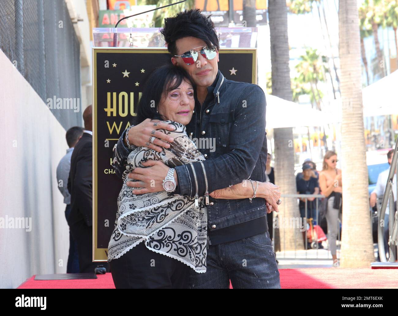 Criss Angel, right, and his mom Dimitra Sarantakos pose at the Star on ...