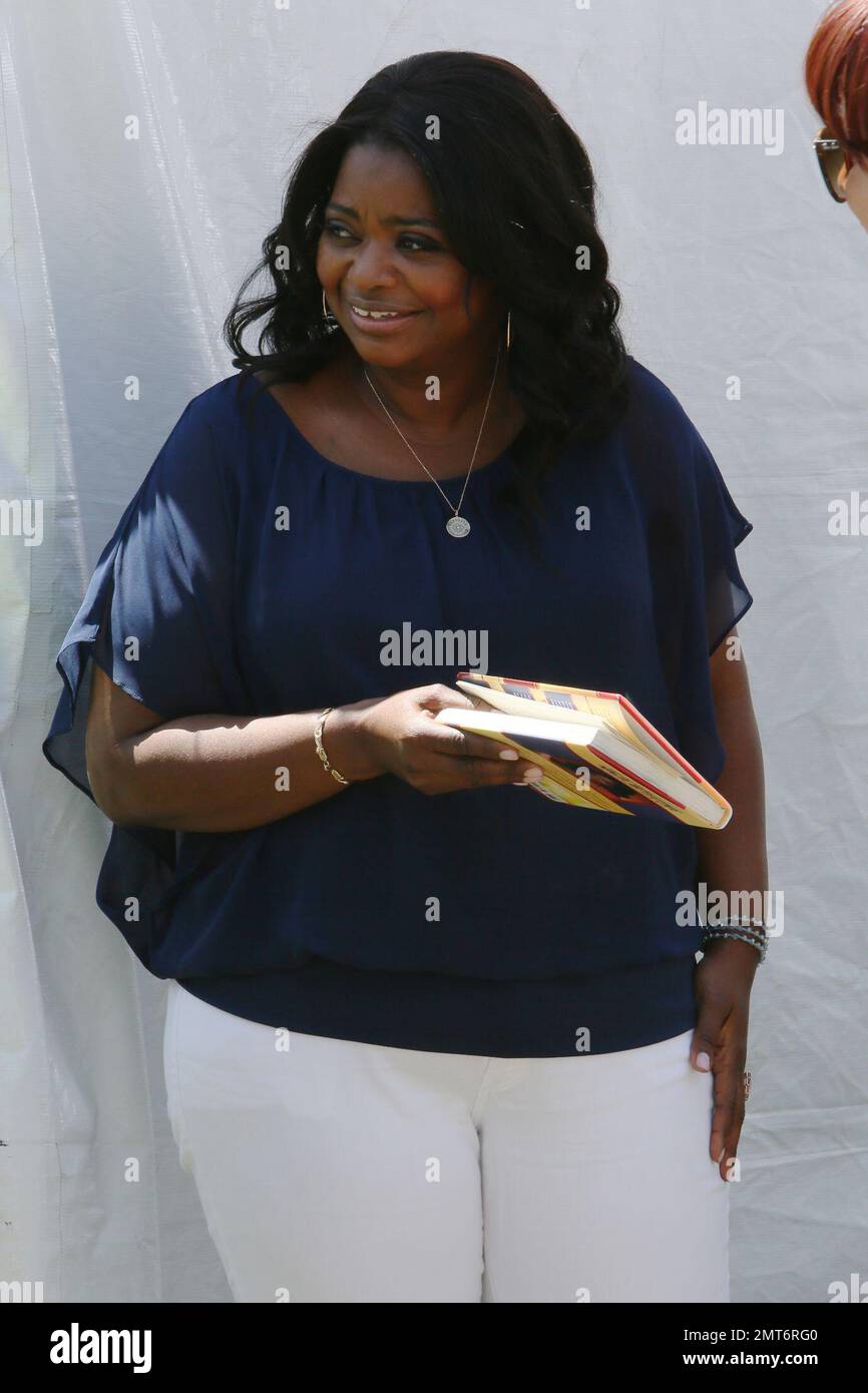 Randi rhodes hi-res stock photography and images - Alamy