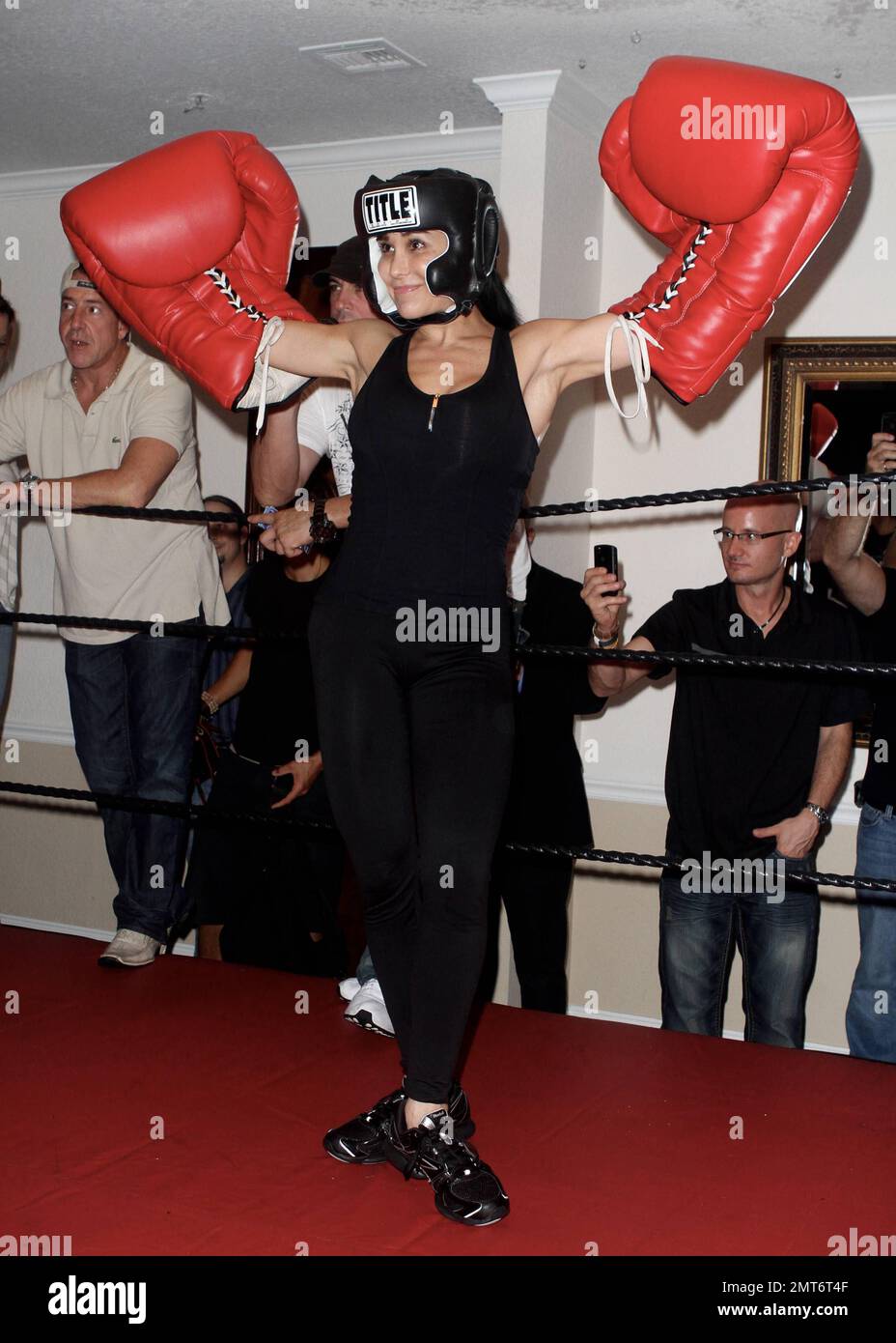 Nadya Suleman, commonly referred to as Octomom, entertained a packed ...