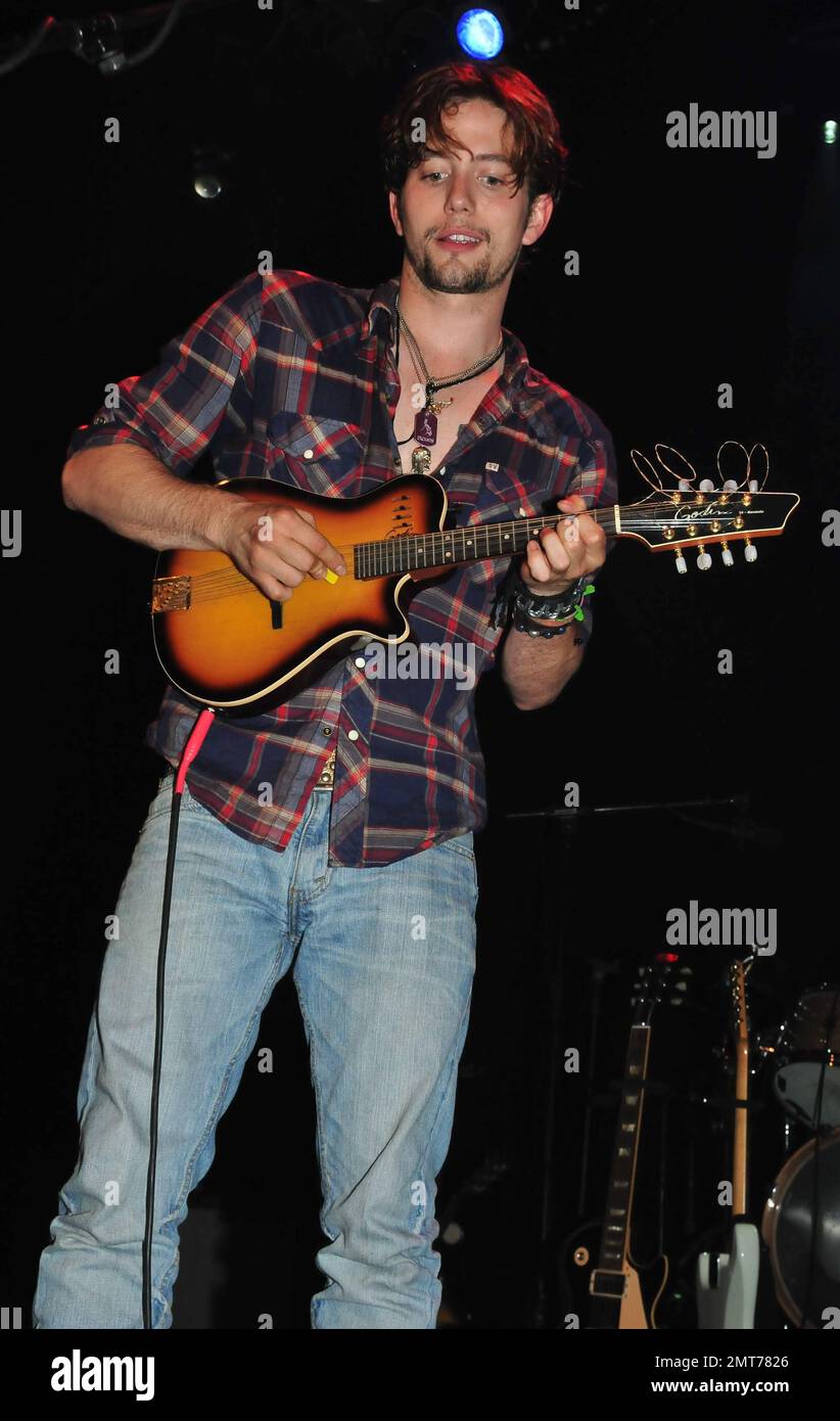Twilight actor, Jackson Rathbone, performs live with his band 100 ...