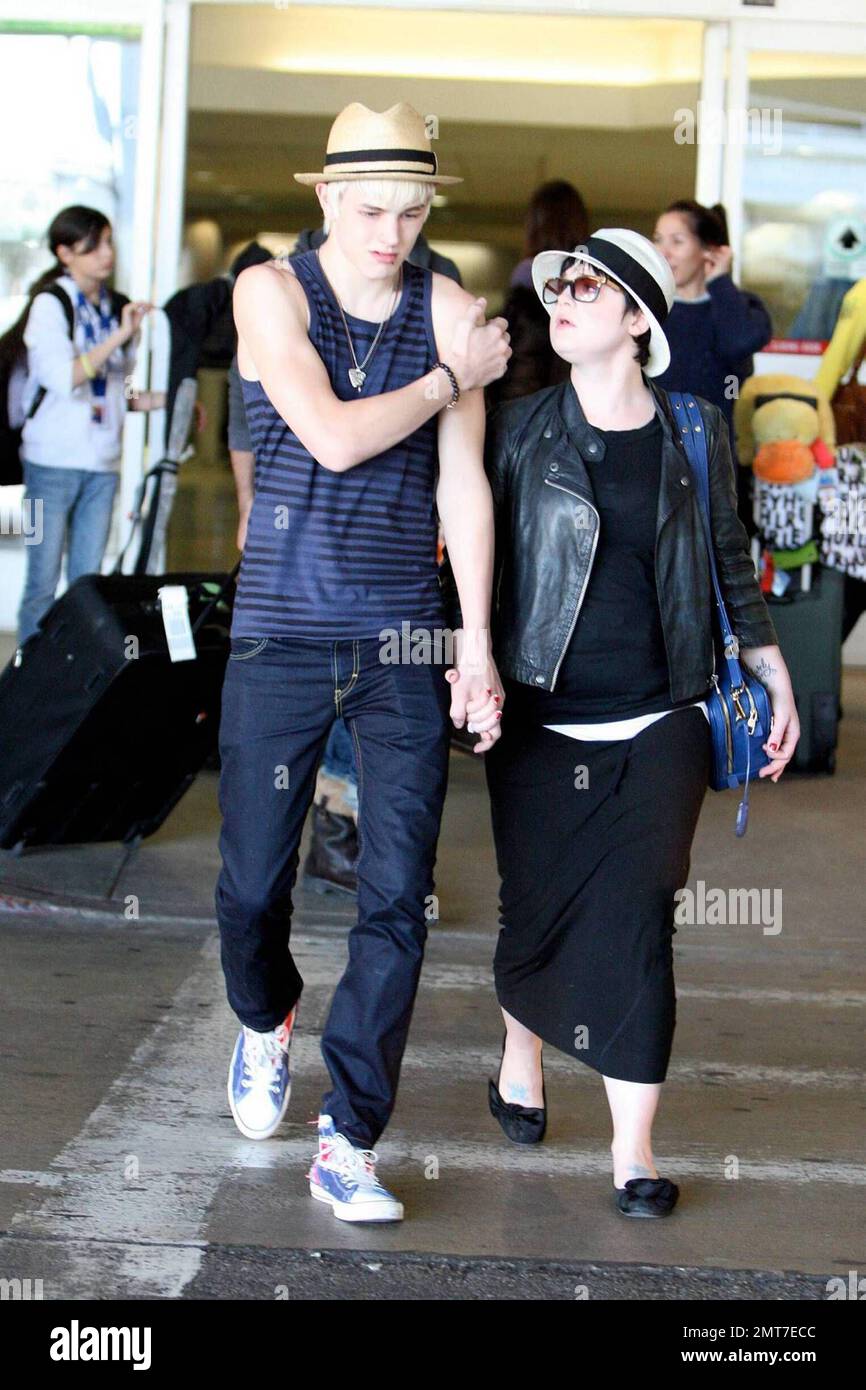 Ozzy, Sharon and Kelly Osbourne along with Kelly's fiance Luke Worrell ...