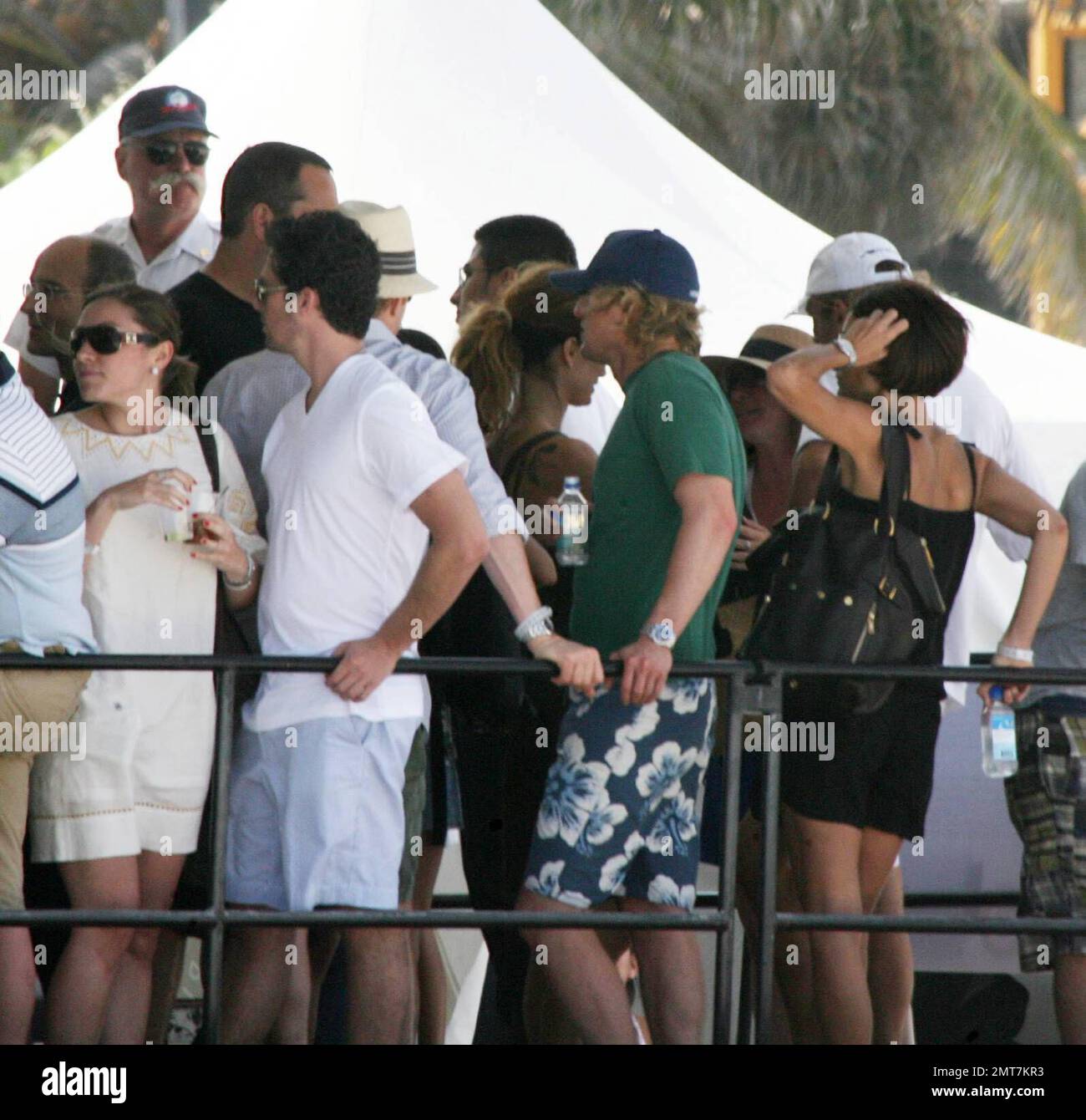 Exclusive!! Owen Wilson and Vince Vaughn take a Sunday afternoon bike ...