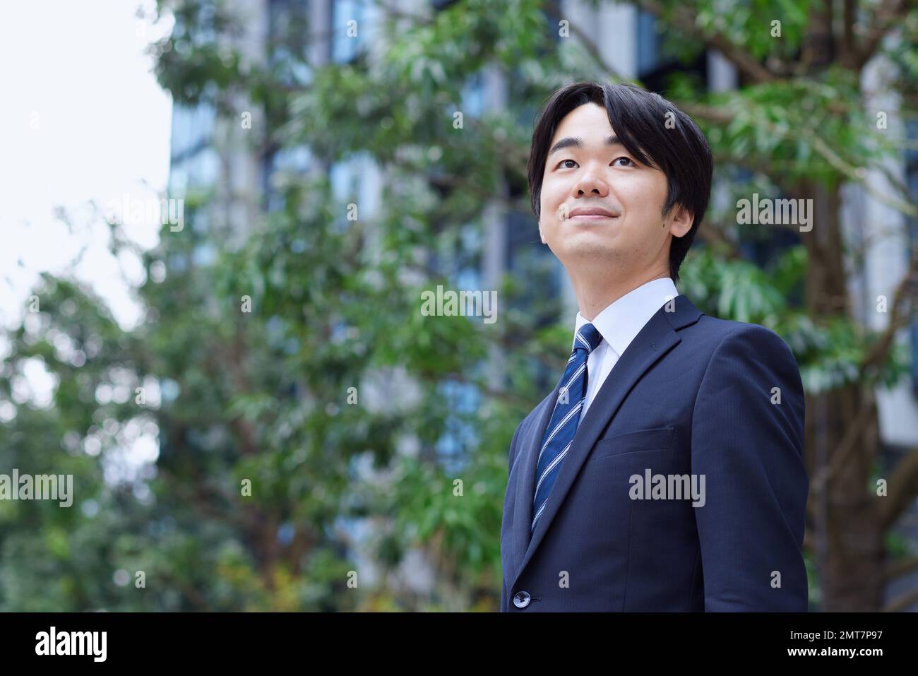 Young Japanese businessman portrait Stock Photo - Alamy