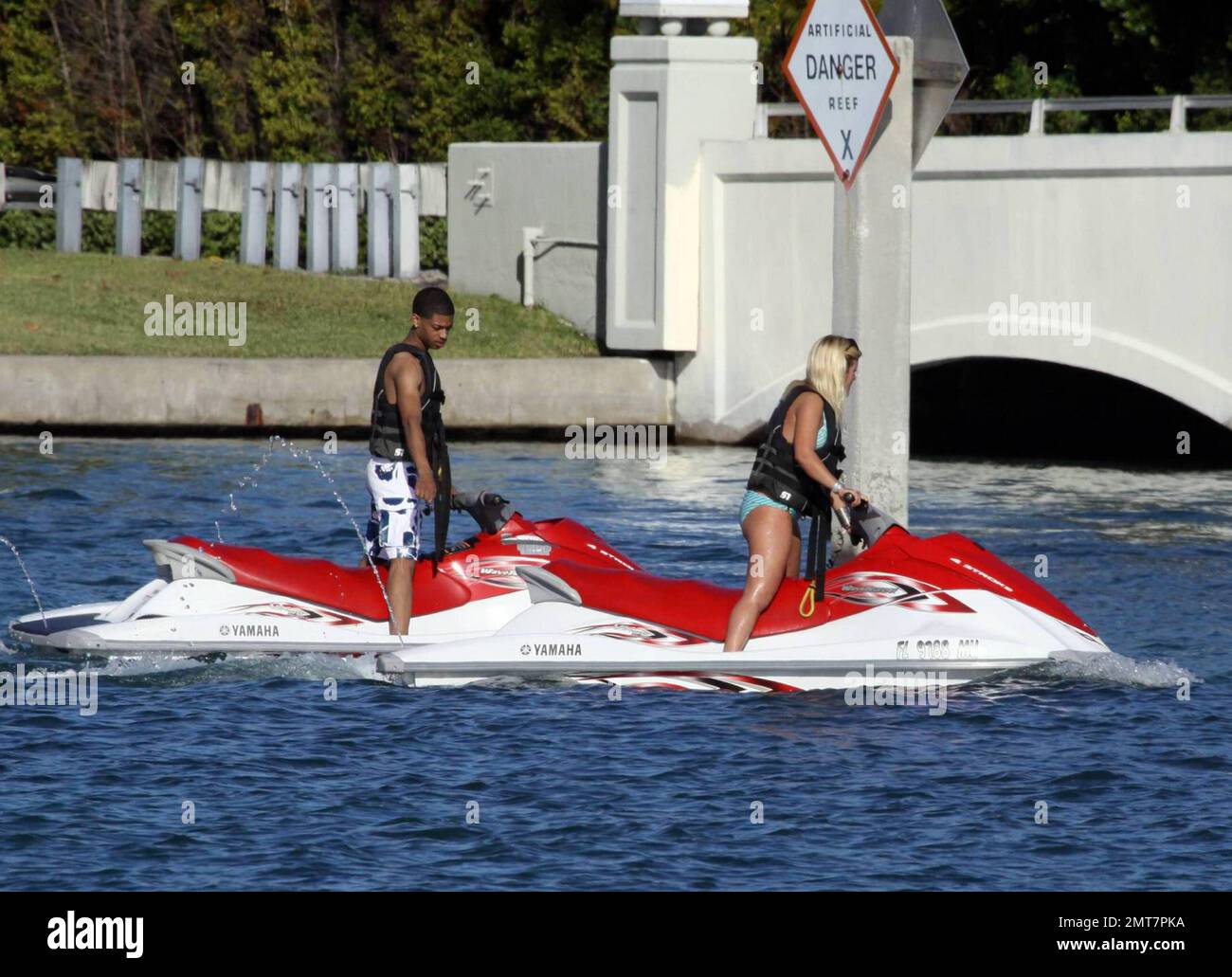 Sean p diddy combs jet hi-res stock photography and images - Alamy