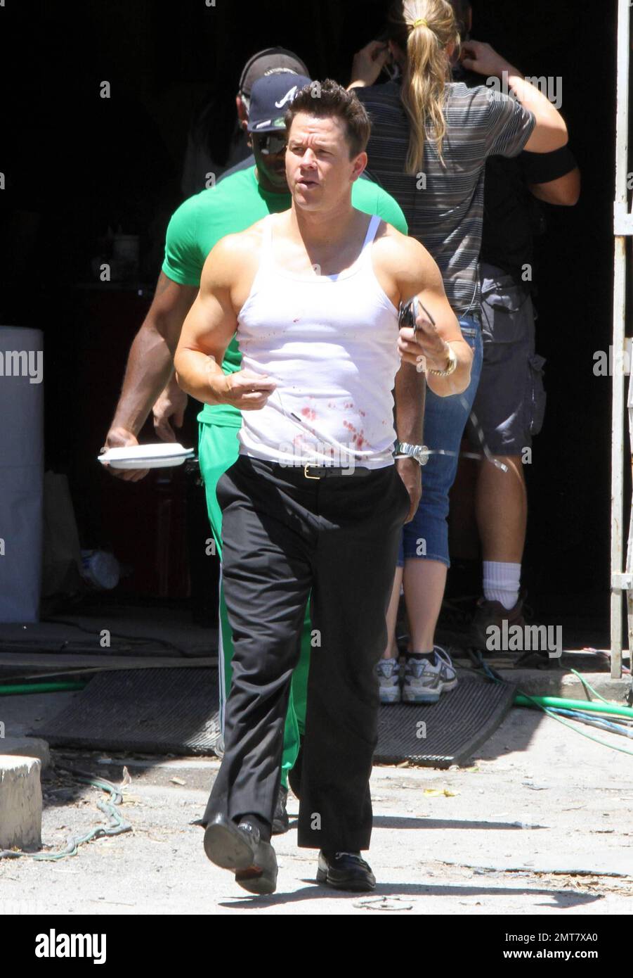 Mark Wahlberg Intimo Balcone Just Jared | Another Day, Another Set Of