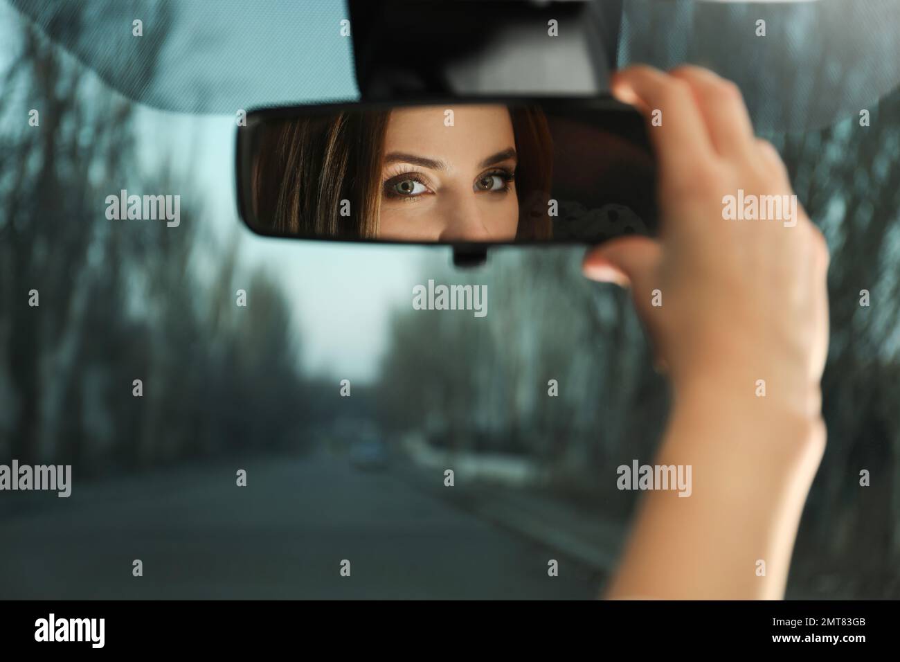 Rear mirror eyes hi-res stock photography and images - Alamy