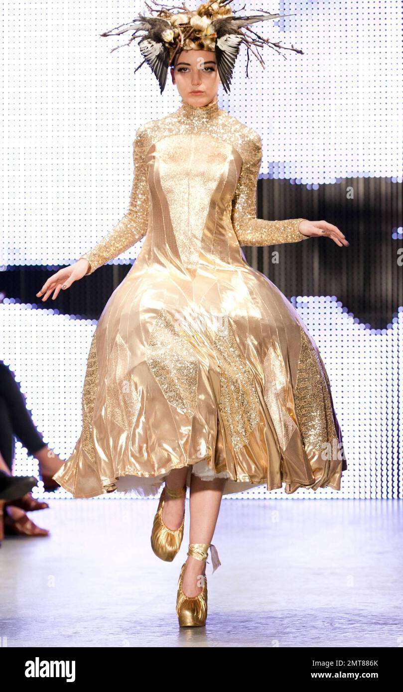 Model Daisy Lowe, daughter of singer Gavin Rossdale, walks the runway ...