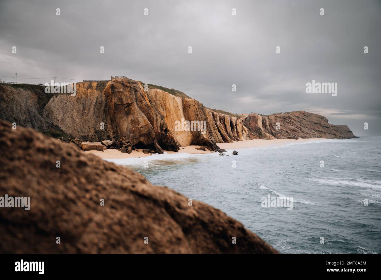 Beautiful rocky cliffs in the ocean hi-res stock photography and images ...