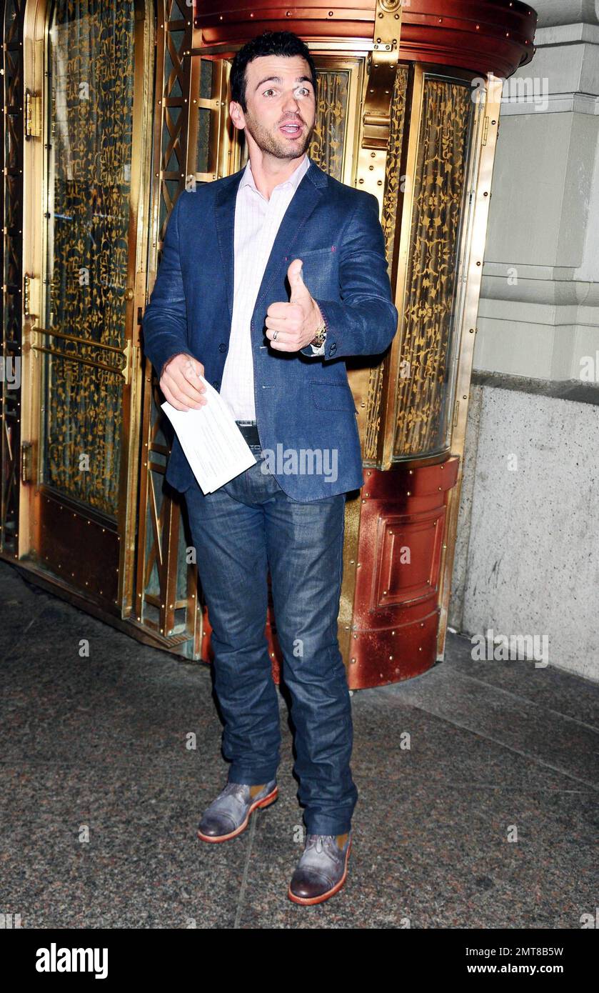 'Dancing With the Stars' ballroom dancer, Tony Dovolani is spotted ...