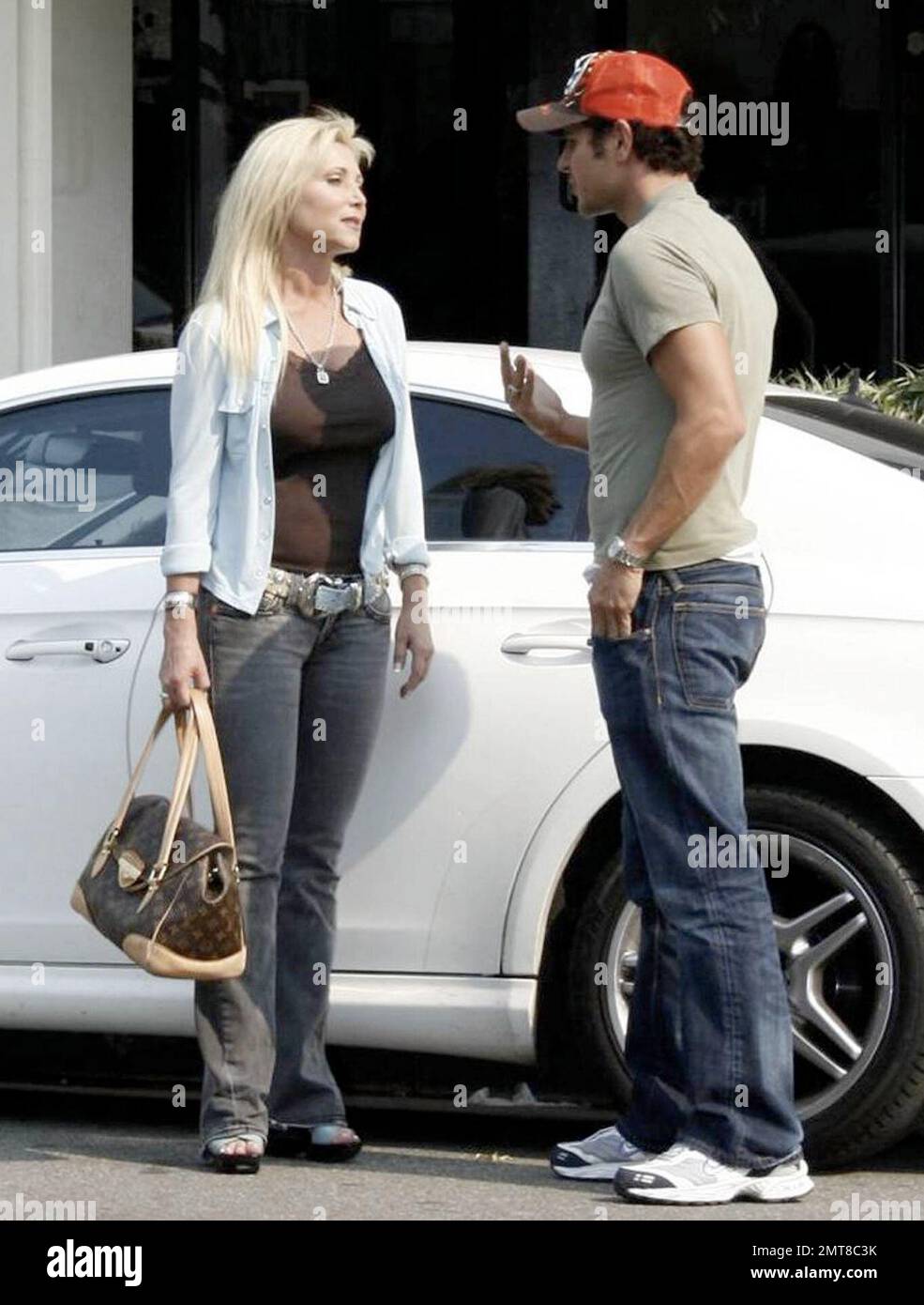 Does David Hasselhoff's ex Pamela Bach have a hot new mystery man? Pamela was caught in a fond ...