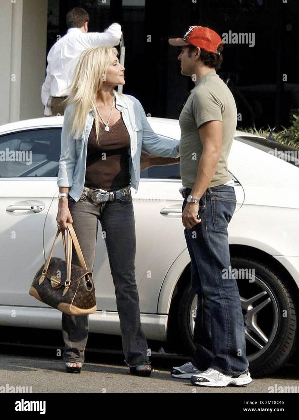 Does David Hasselhoff's ex Pamela Bach have a hot new mystery man? Pamela was caught in a fond ...