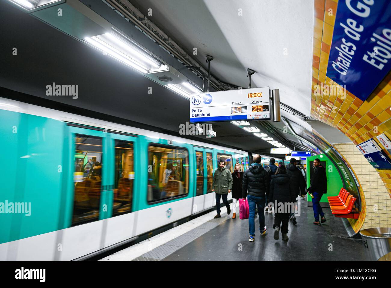 Illustration picture shows the platform of a Parisian subway station ...