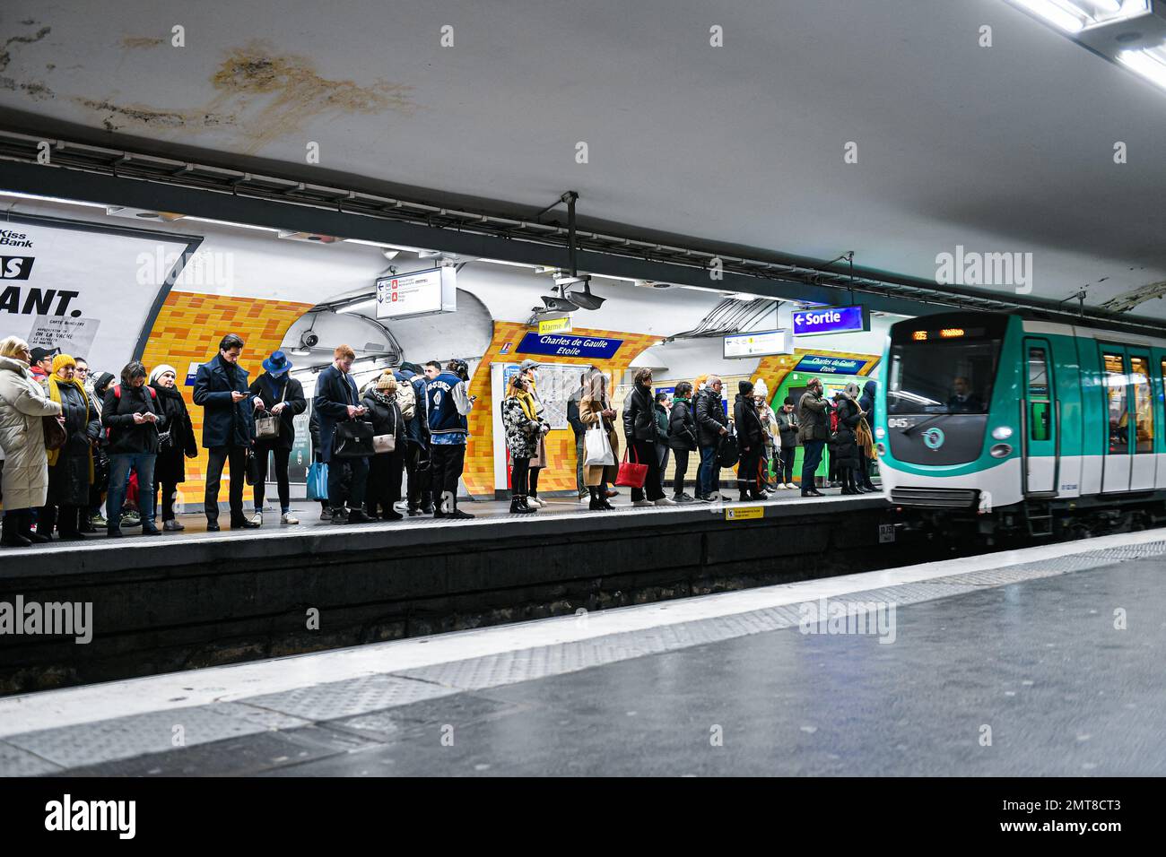 Illustration picture shows the platform of a Parisian subway station ...