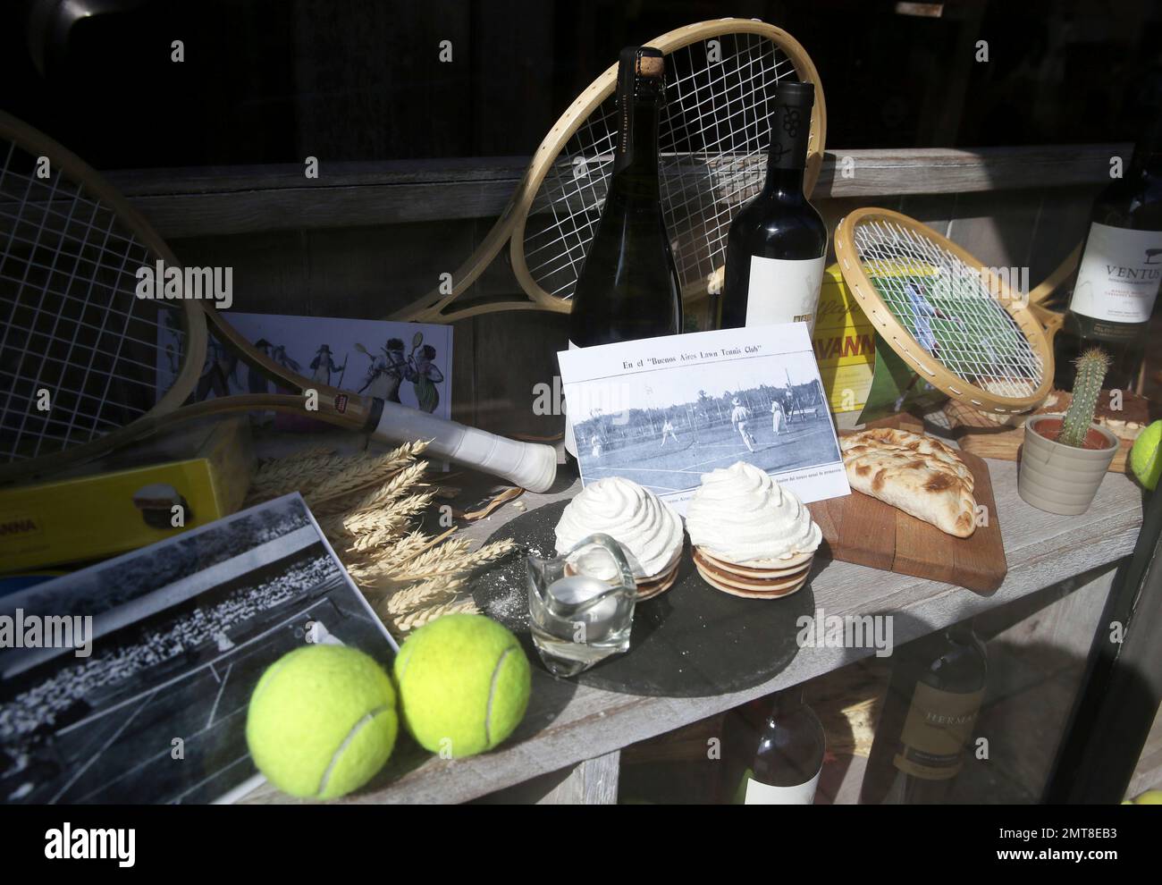 The window display of Chango, a shop that sells Argentine empanadas, in ...