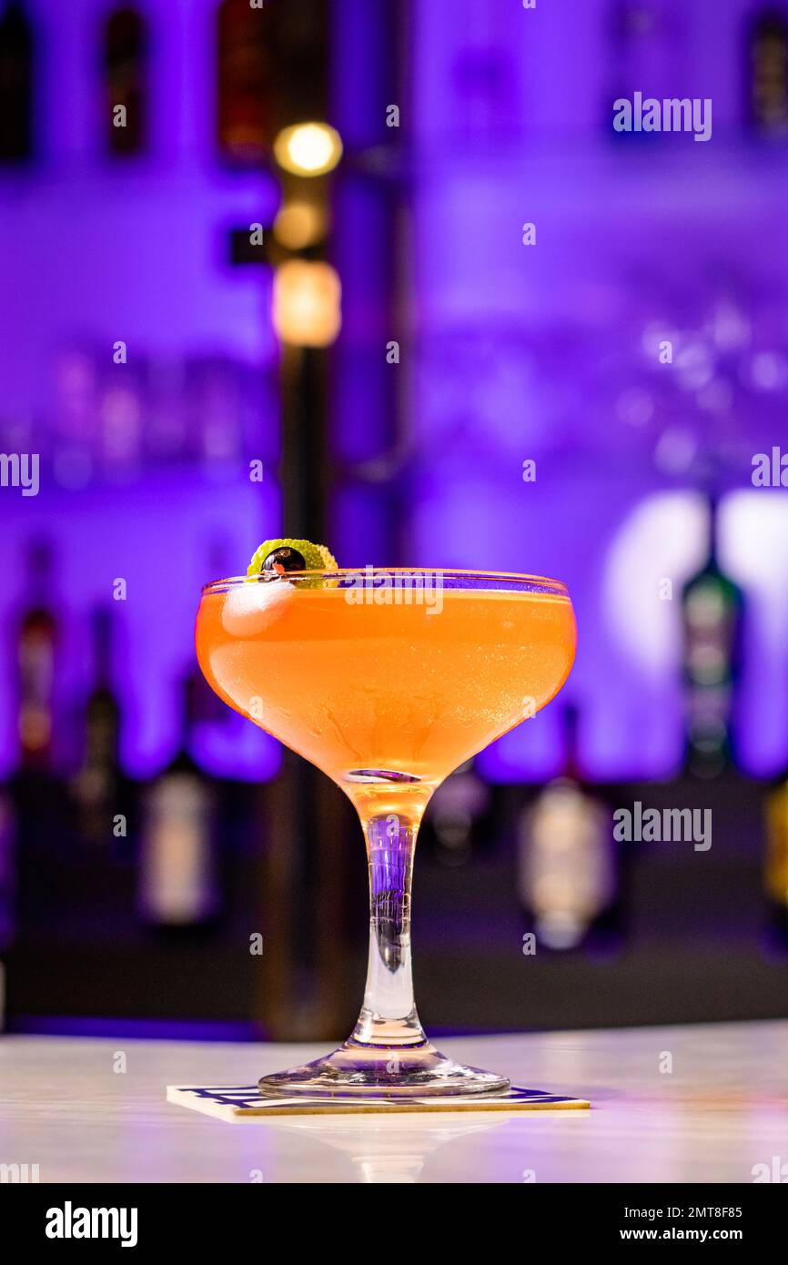 Cocktails at the bar of a restaurant. Tasty alcoholic drink Stock Photo ...