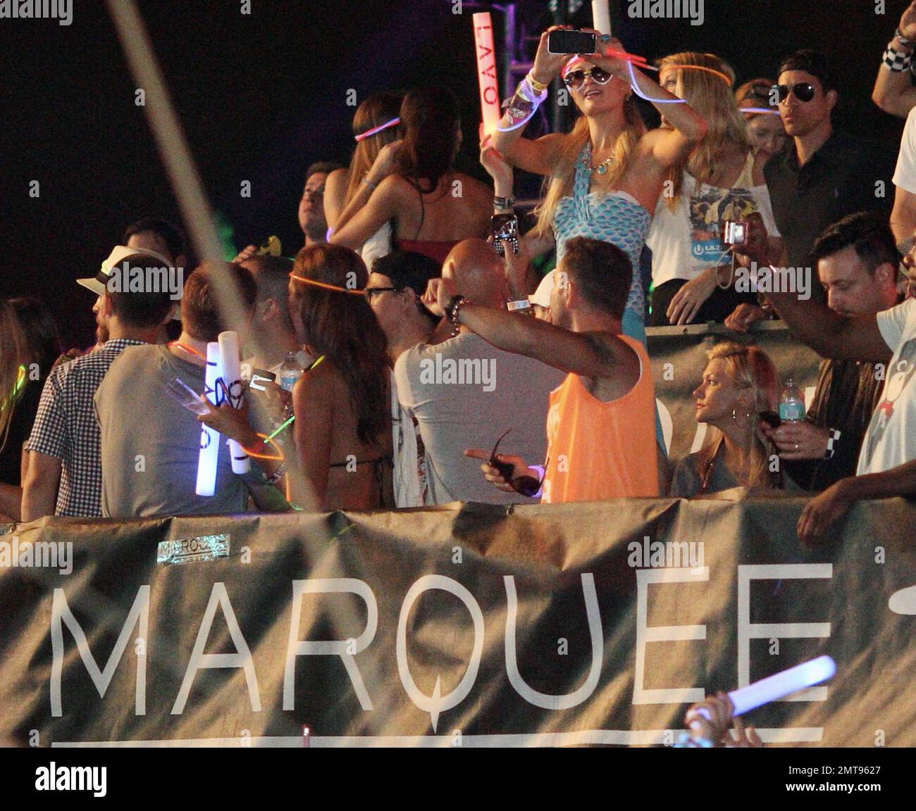 David guetta set hi-res stock photography and images - Alamy