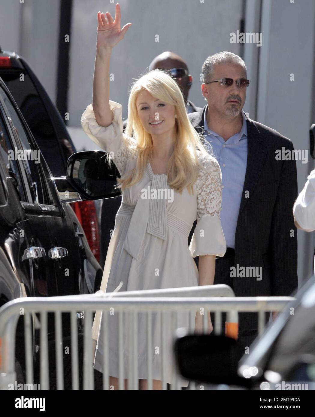 Paris HIlton leaves CNN's studio where she had an interview with Larry ...