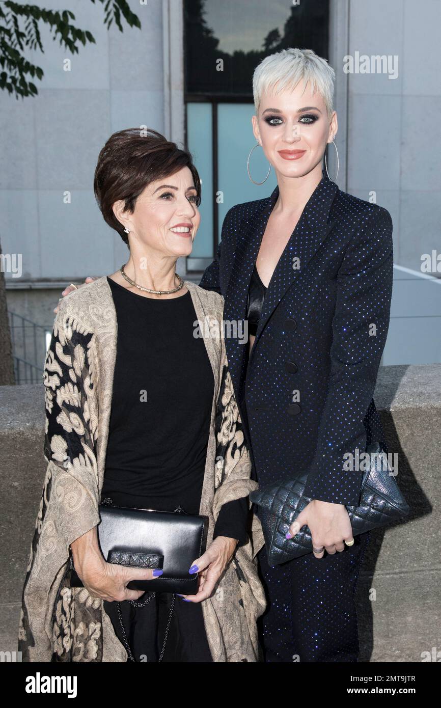 Singer Katy Perry, right, and her mother Mary Perry pose for ...