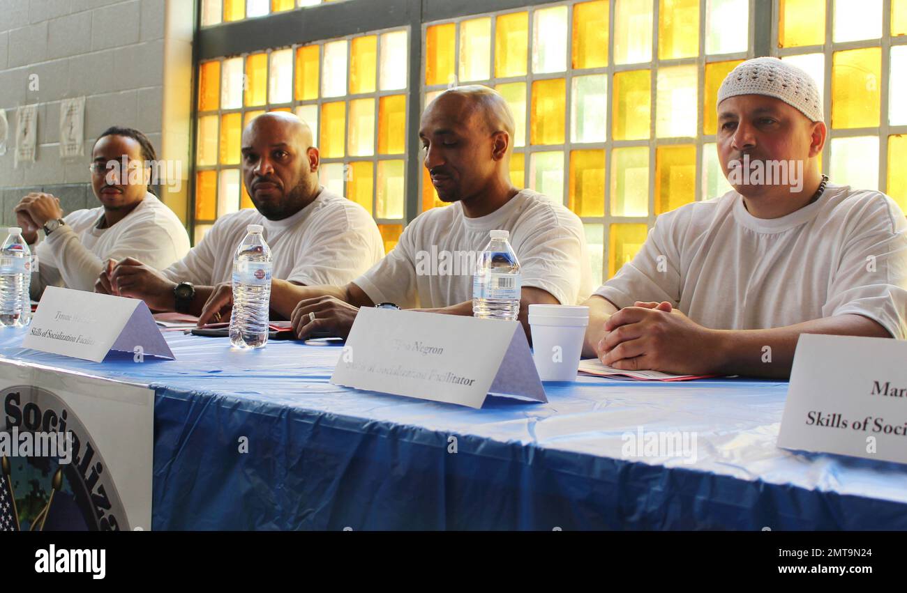 In this June 27, 2017 photo prison inmates Tarrance Lawrence, Ray Boyd ...