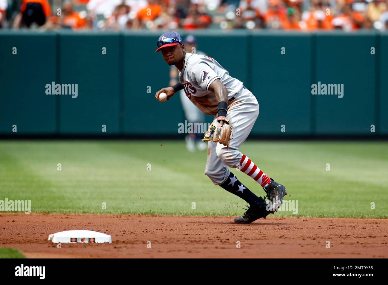 Tampa Bay Rays shortstop Tim Beckham fields a ball during a baseball ...
