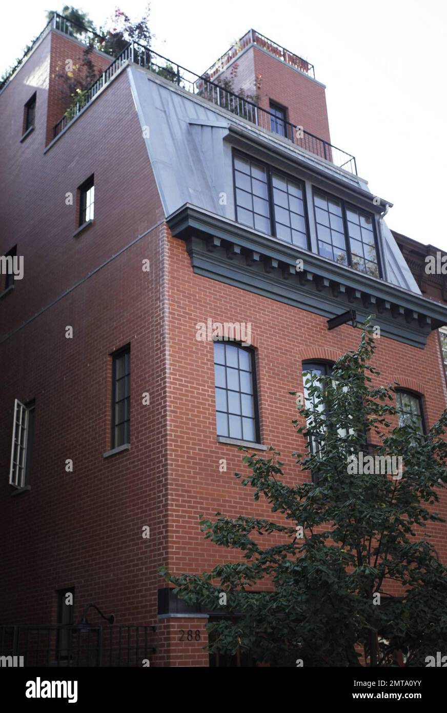 It's reported that actor Patrick Stewart has purchased the 2, 176 ...