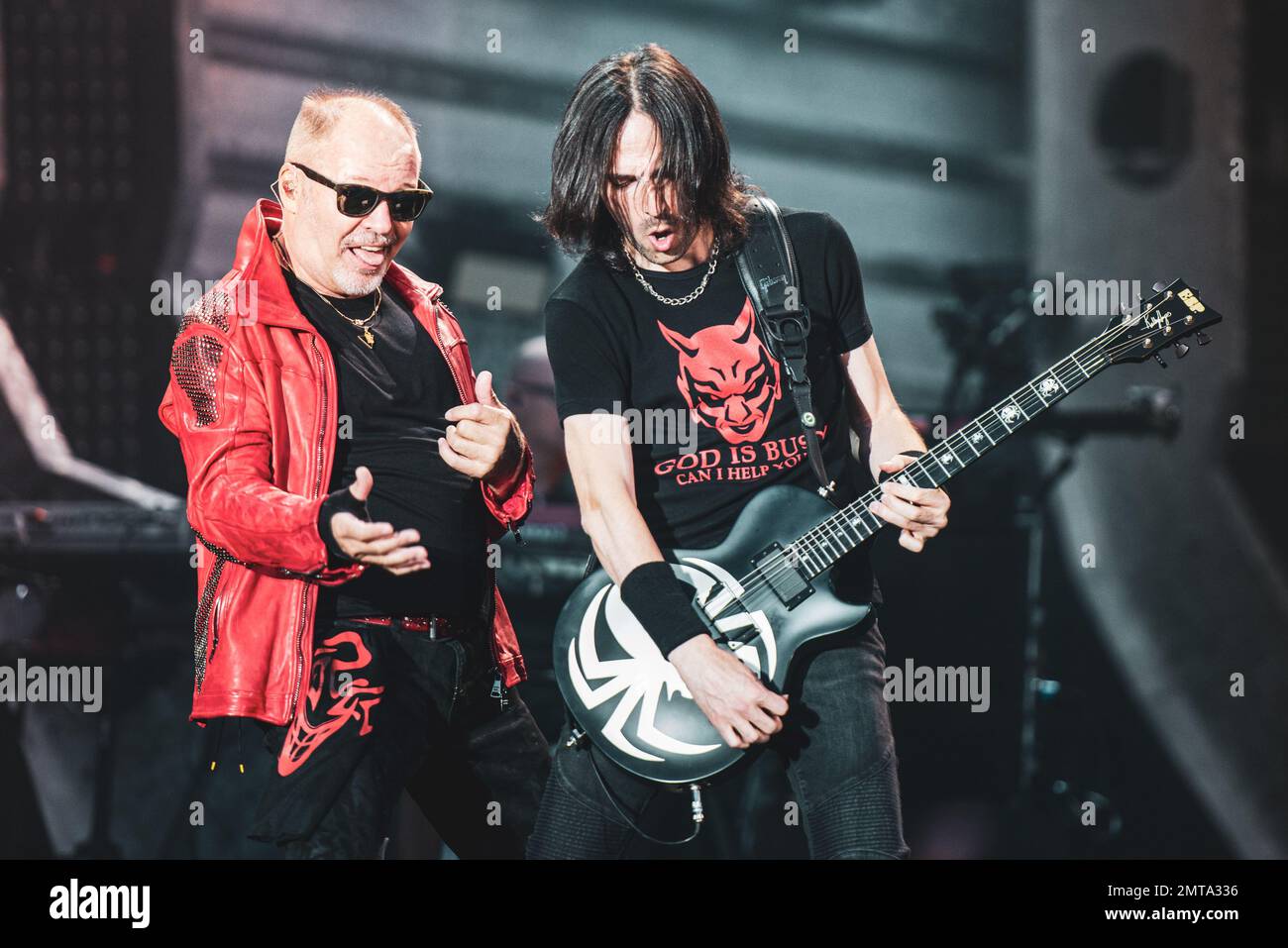 STADIO OLIMPICO, TURIN, ITALY: Vince Pastano (R), guitarist of the ...