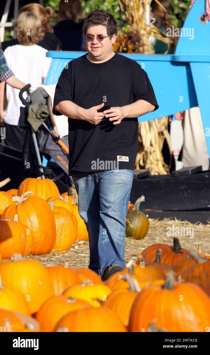 EXCLUSIVE!! Patton Oswalt and daughter Alice spend an afternoon picking ...