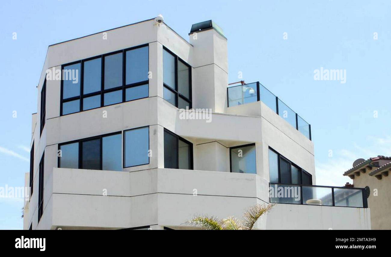 EXCLUSIVE!! General views of Pau Gasol's California beach house. Gasol ...