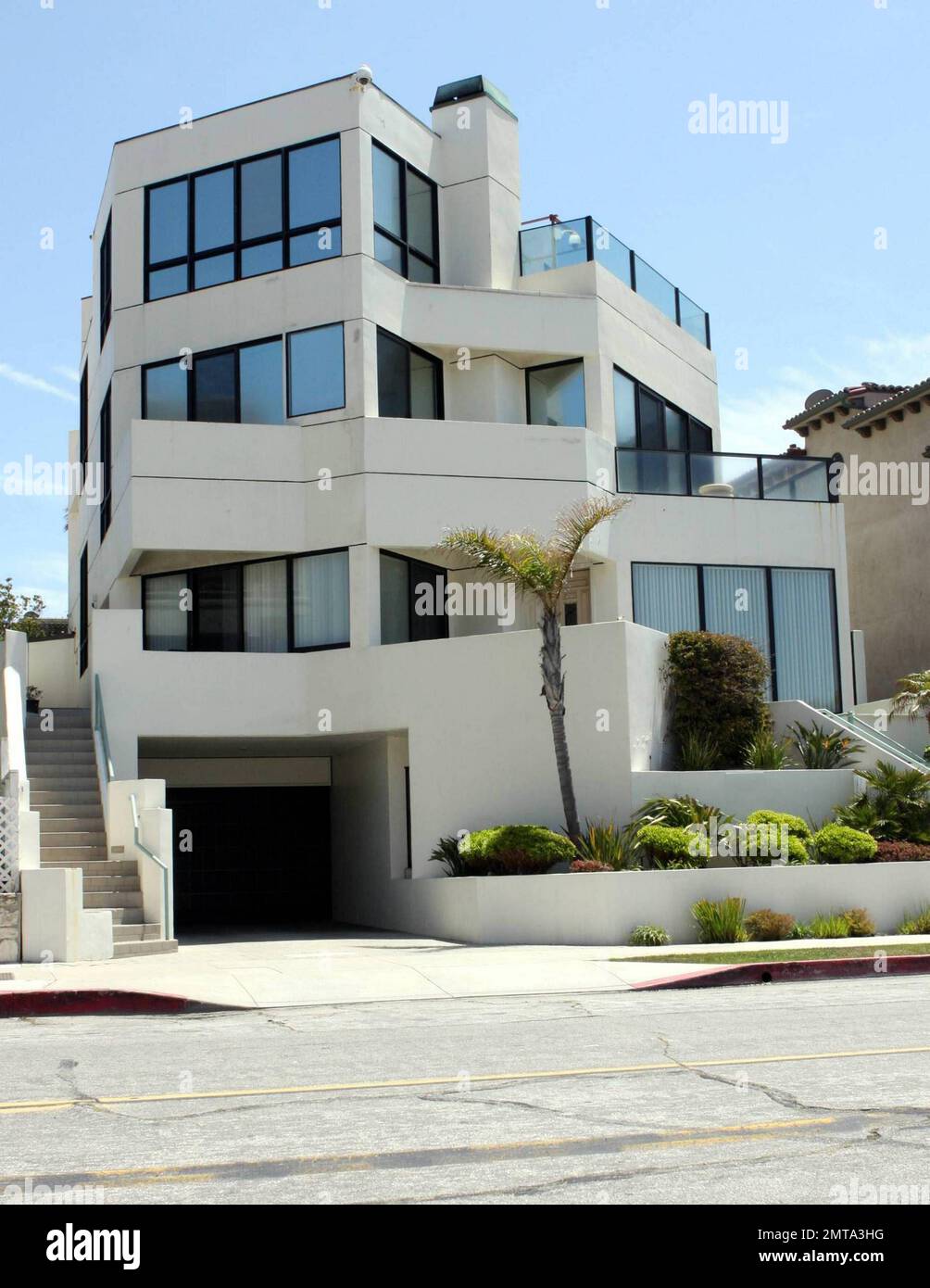 EXCLUSIVE!! General views of Pau Gasol's California beach house. Gasol ...