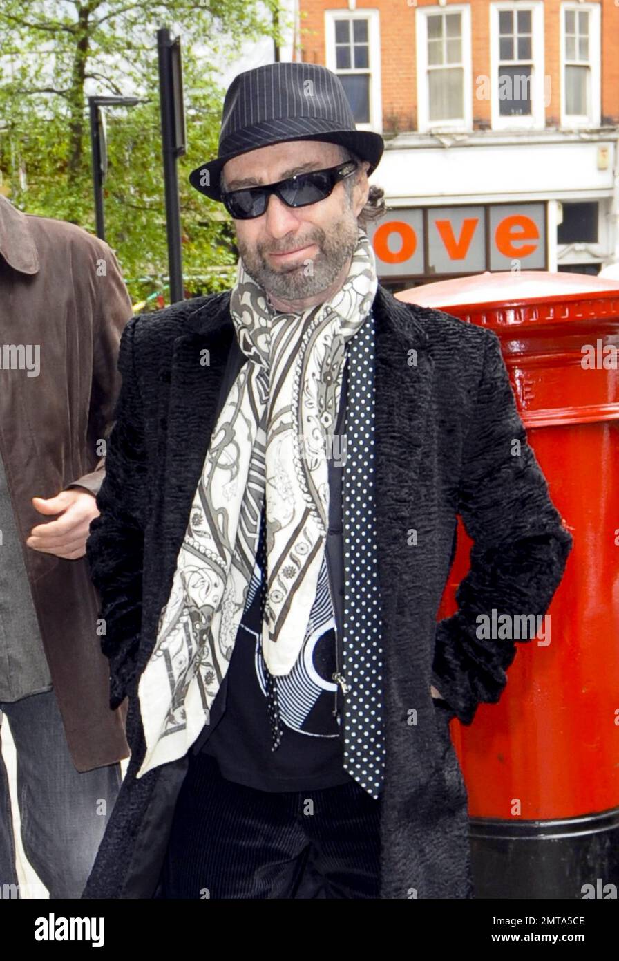 Singer Paul Rodgers, known for his work with legendary bands Free, Bad ...