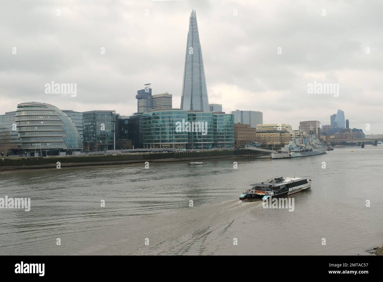 London skyline on a cloudy winters day Stock Photo - Alamy