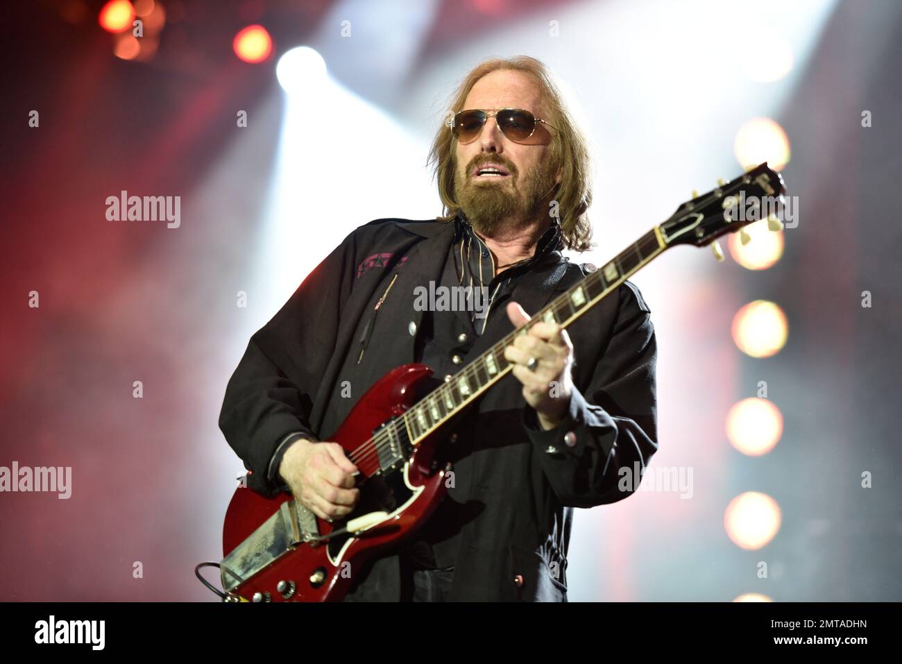 Tom Petty and the Heartbreakers perform on the 40th Anniversary Tour at ...