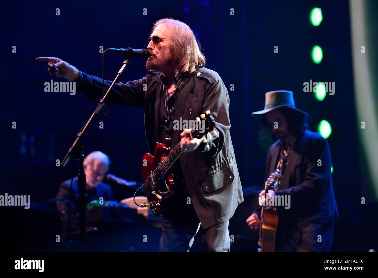 Tom Petty and the Heartbreakers perform on the 40th Anniversary Tour at ...