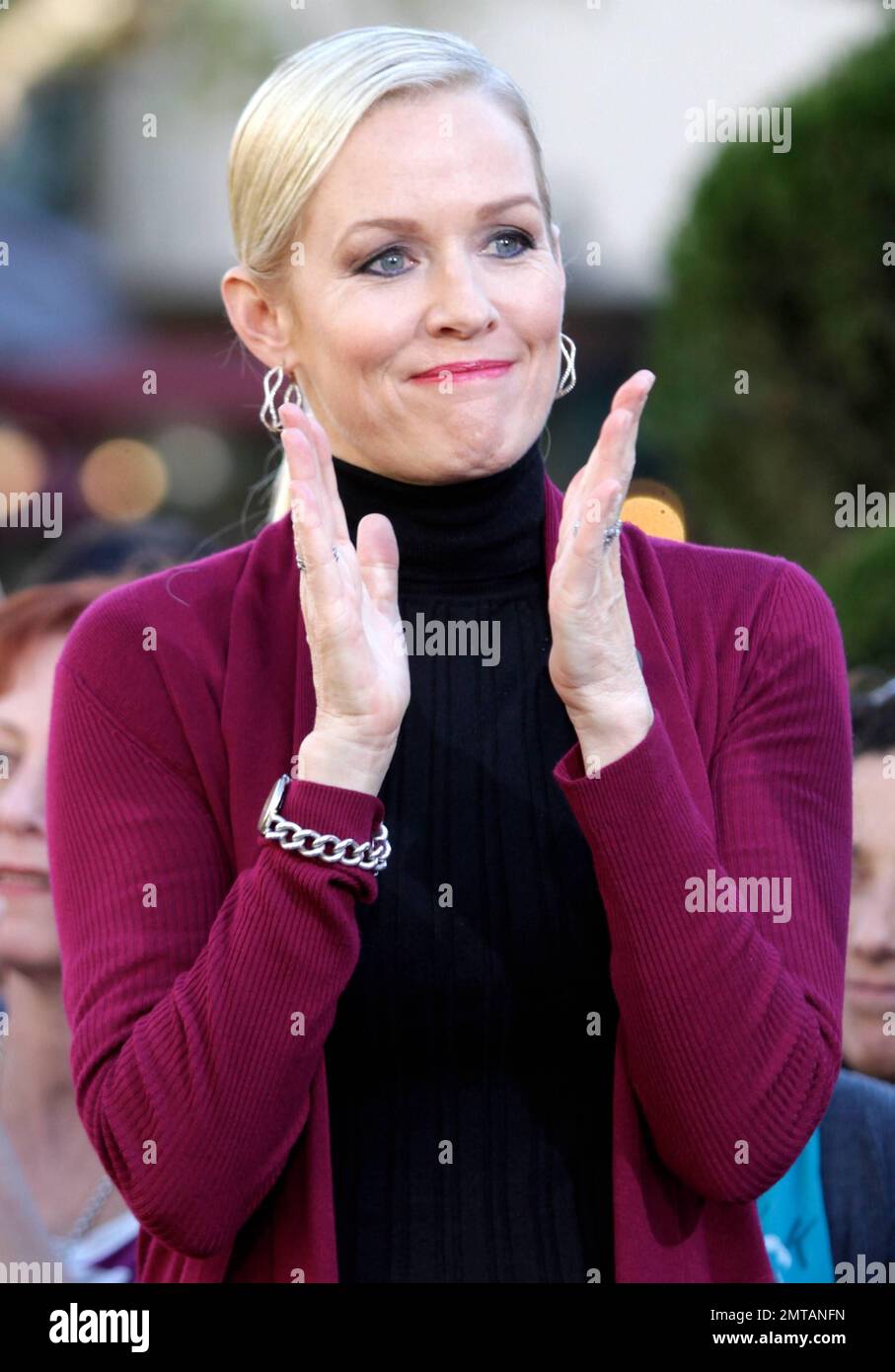 "Men of a Certain Age" star Penelope Ann Miller arrives with daughter ...