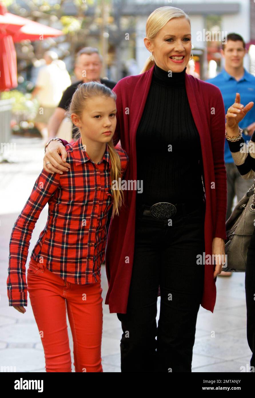 "Men of a Certain Age" star Penelope Ann Miller arrives with daughter ...