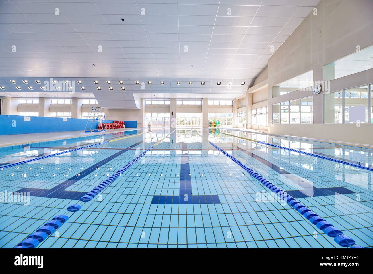 Indoor swimming pool Stock Photo - Alamy