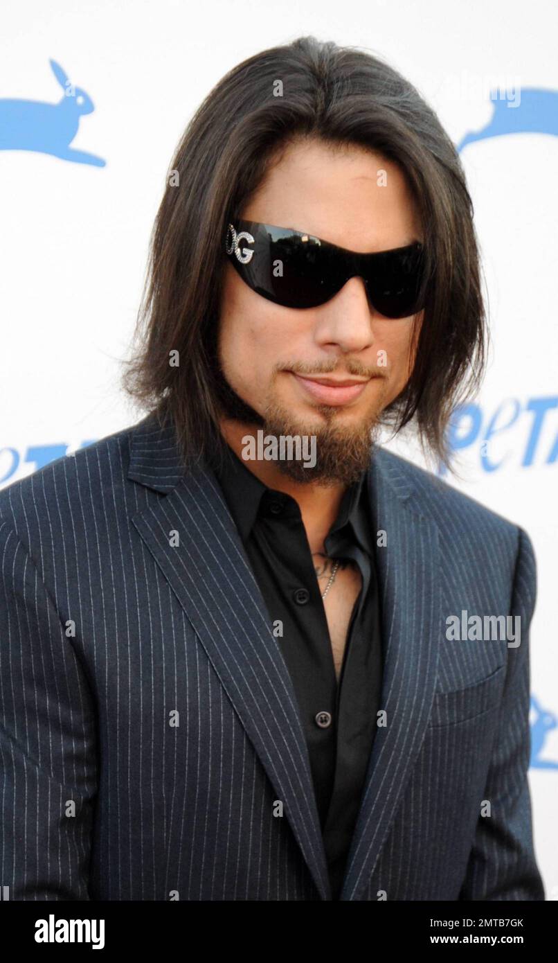 Dave Navarro walks the red carpet at PETA's 30th Anniversary Gala ...