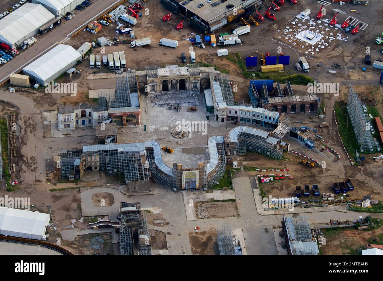 Warner bros studios leavesden hi-res stock photography and images - Alamy