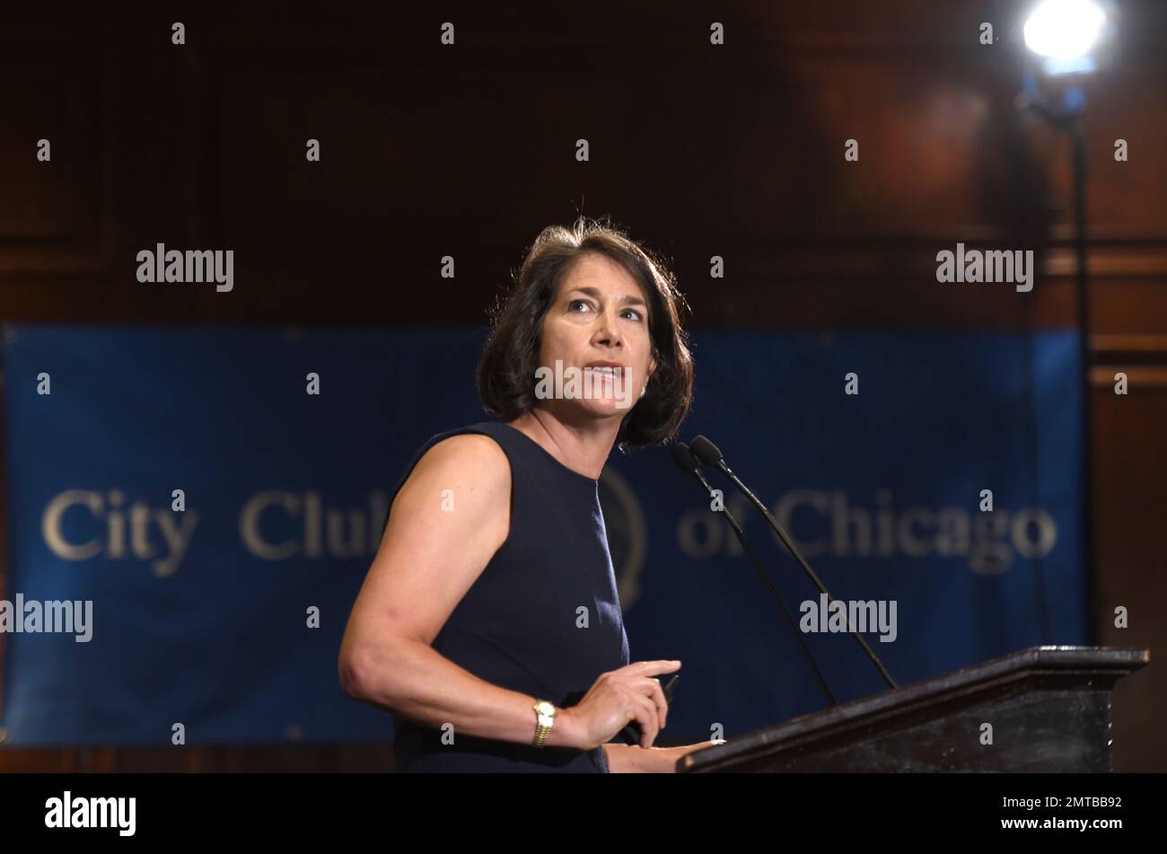 Illinois first lady Diana Rauner speaks to the City Club of Chicago on ...