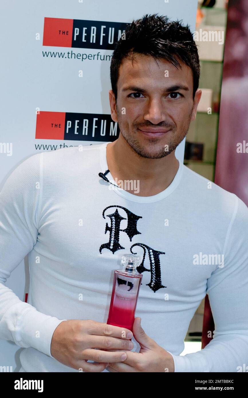 Peter andre fragrance launch hi-res stock photography and images - Alamy