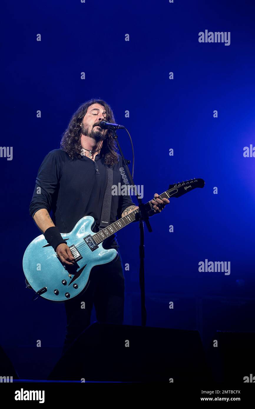 Singer Dave Grohl performs with his group 'Foo Fighters' at the ...