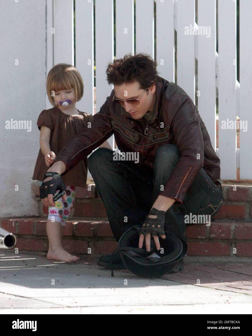 "Twilight" and "New Moon" star Peter Facinelli was seen in Toluca Lake ...