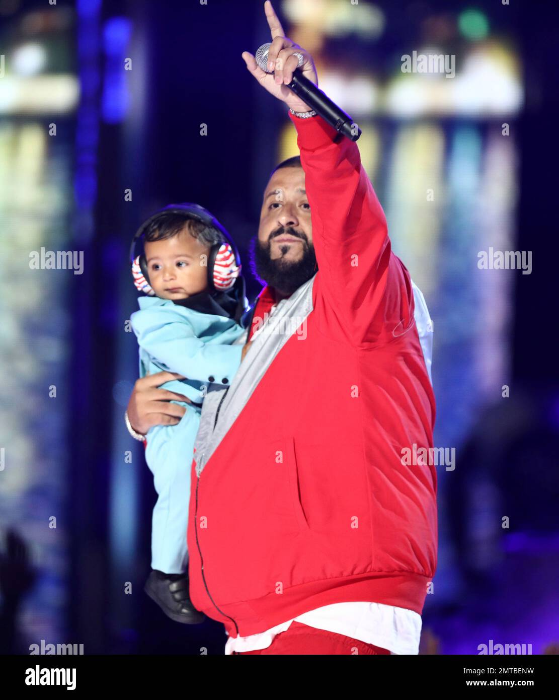 DJ Khaled performs "I'm The One" while holding his son Asahd at the BET ...