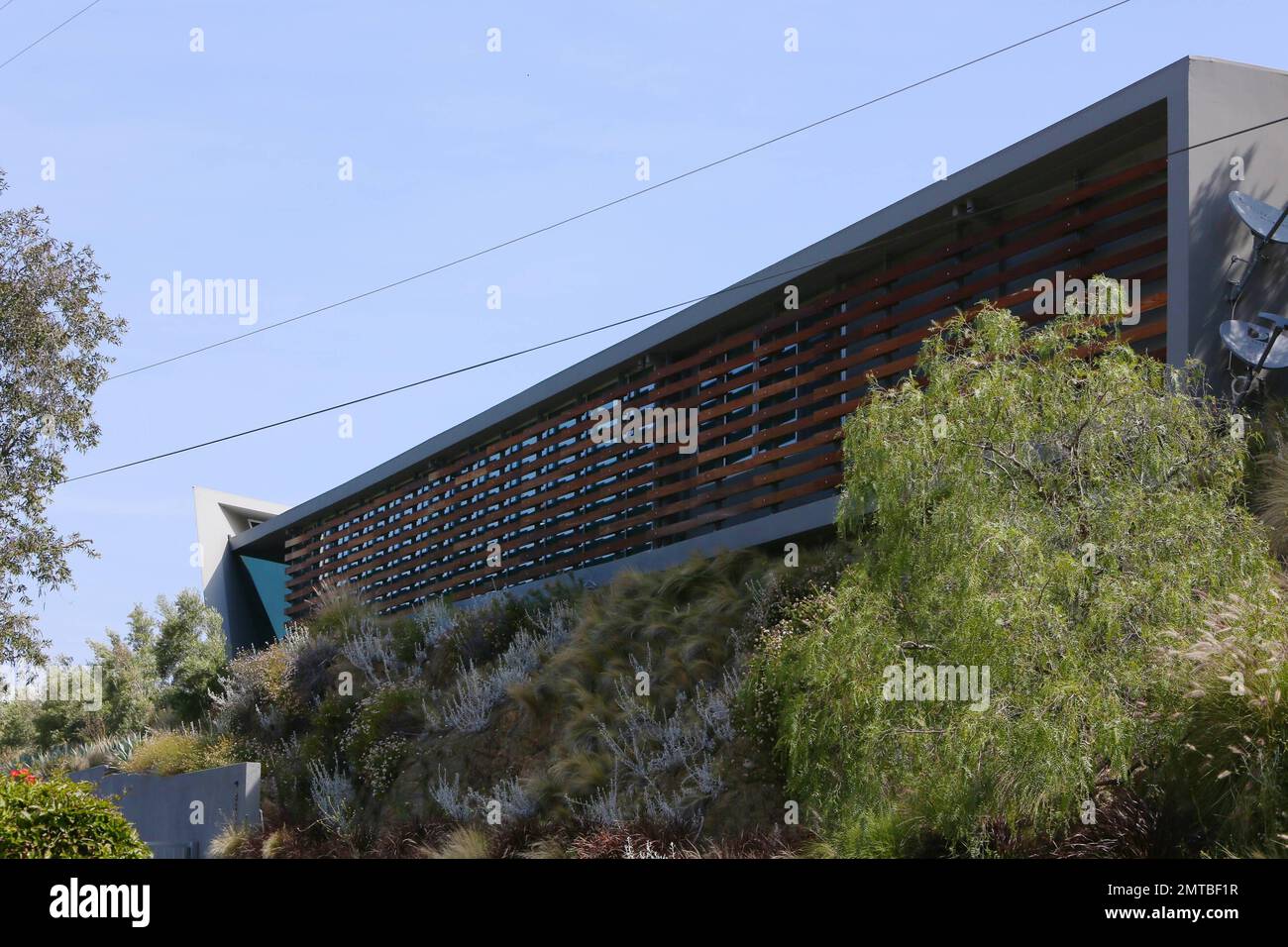Folded plate roof hi-res stock photography and images - Alamy